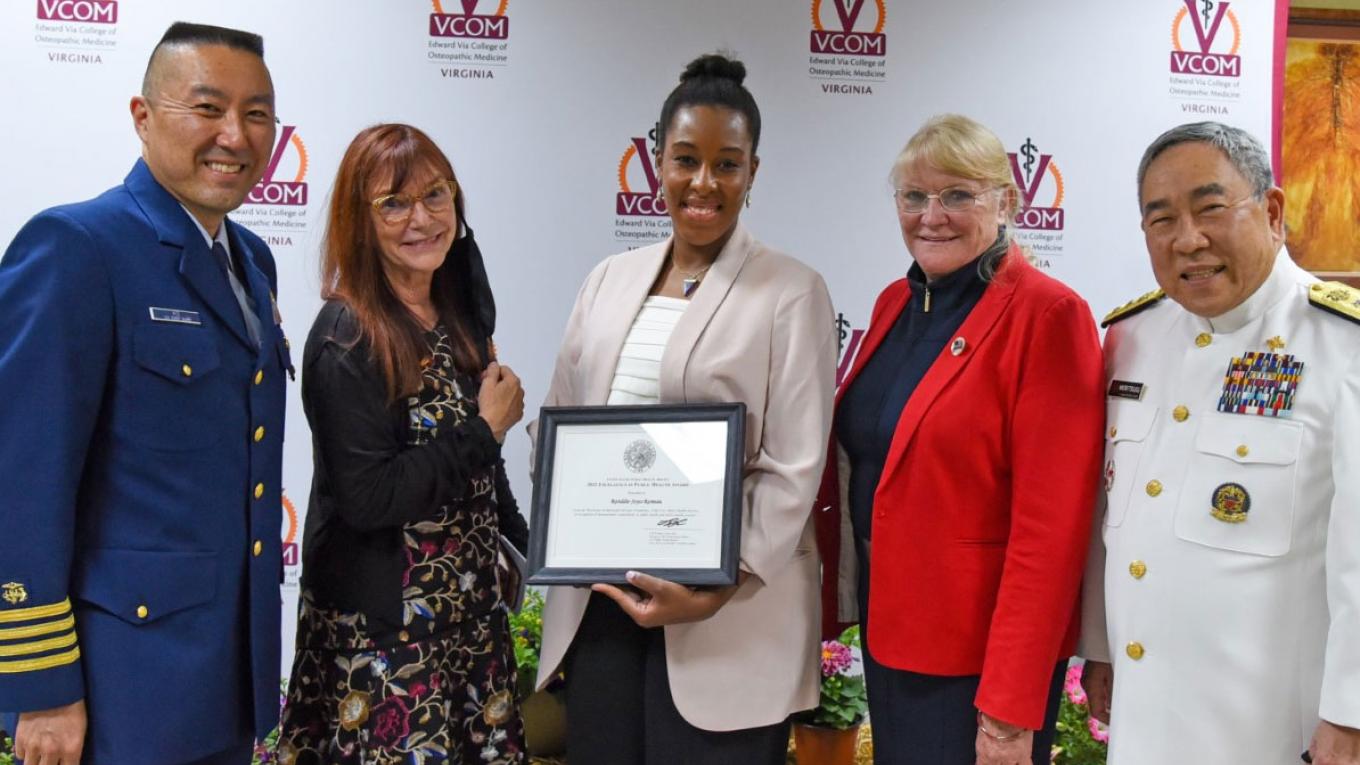 Class of 2021 Alumni Named 2021 Excellence in Public Health Award Recipient | VCOM